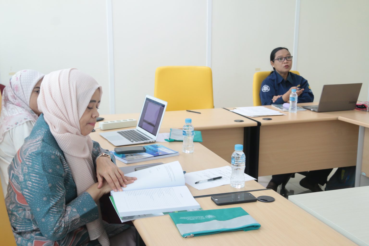 Faculty of Nursing Unand Looks to FK-KMK UGM as a Model for Educational ...