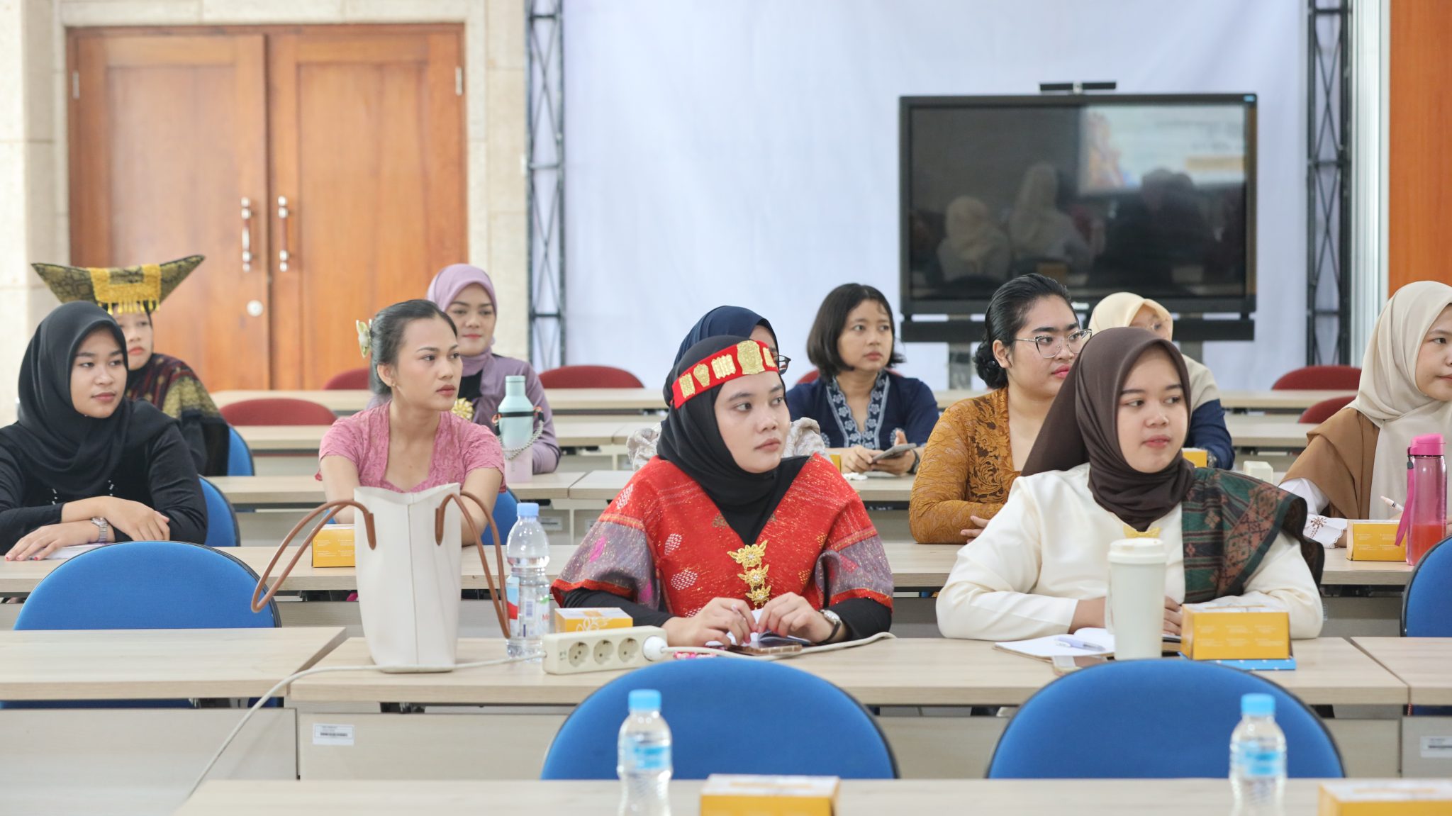 33 Mahasiswa dari 15 Provinsi Ikuti Kuliah Perdana Magister Kebidanan FK-KMK UGM - FK-KMK UGM