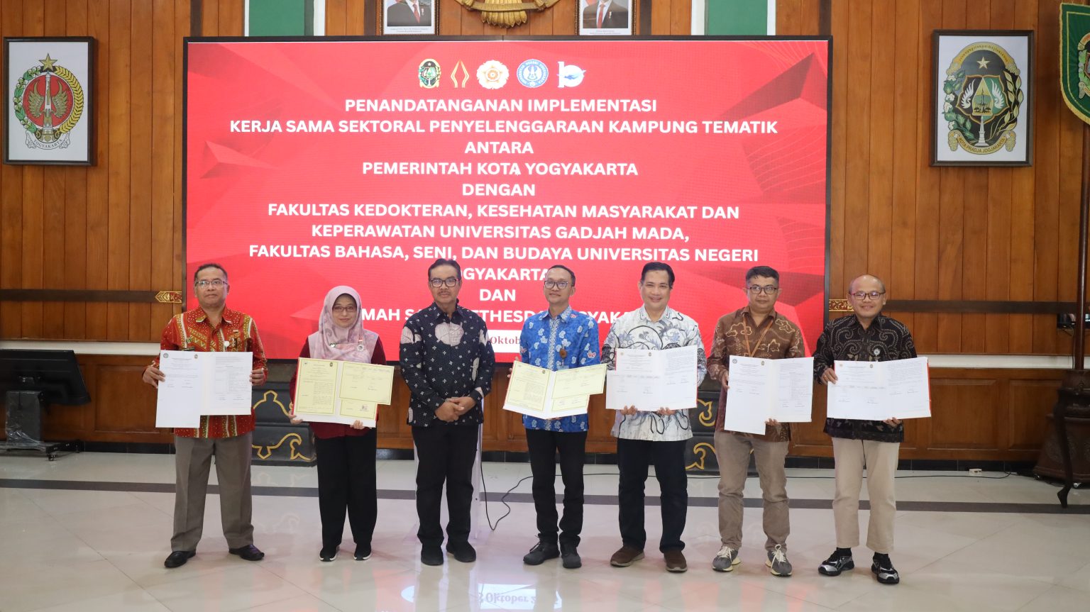 FK-KMK UGM Tandatangani Perjanjian Kerja Sama Kampung Tematik dengan ...